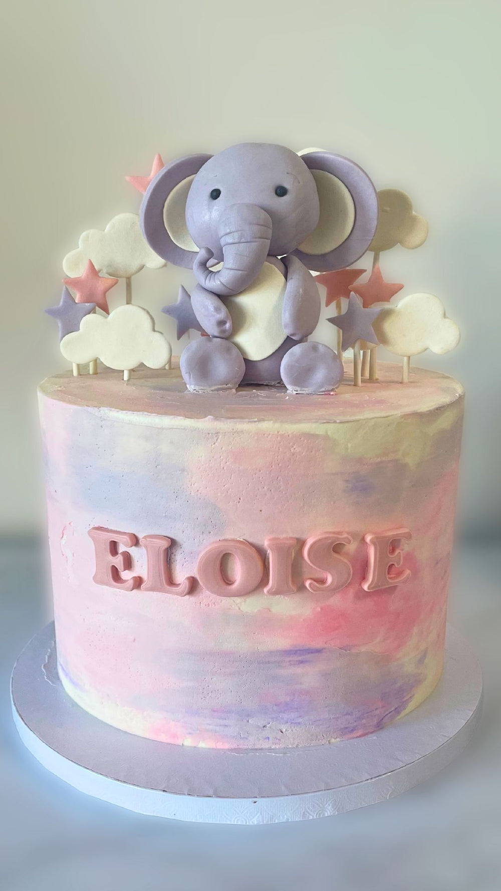 Order Your Custom Dream Cake Today | Celebrity Cake Studio